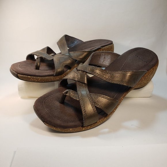 Merrell | Shoes | Merrell Sundial Cross Strappy Sandals With Cork ...